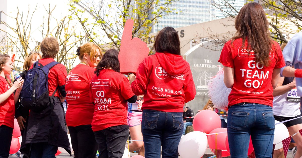 How to Support Someone Running a Marathon | 25 Ways!